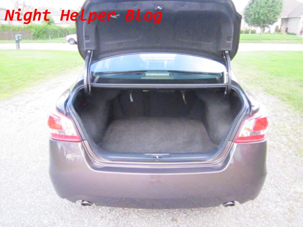 The 2013 Nissan Altima 2.5 SL (Pure Drive)review!