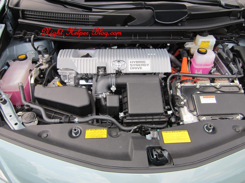 2013 TOYOTA PRIUS V TWO, I'm impressed!