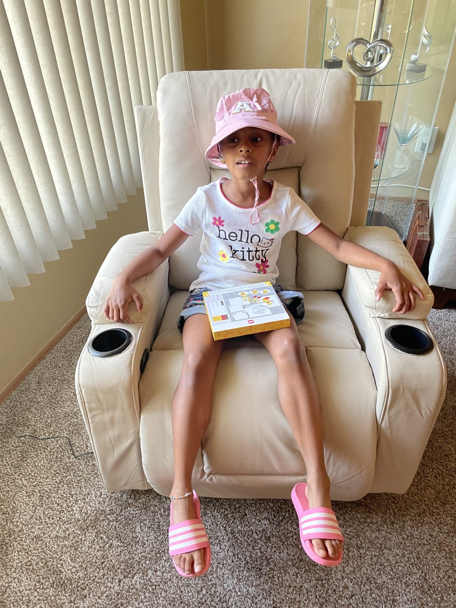 Relaxation at Its Finest: My Experience with the COMHOMA PU Massage ...